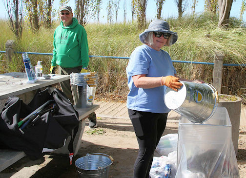 The Kincardine Record | Community supports shoreline clean-up at ...